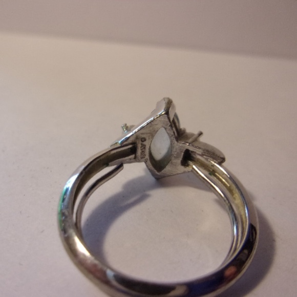 Avon | Jewelry | Vintage Avon Light Blue Silver Tone Ring Sz 7 | Poshmark